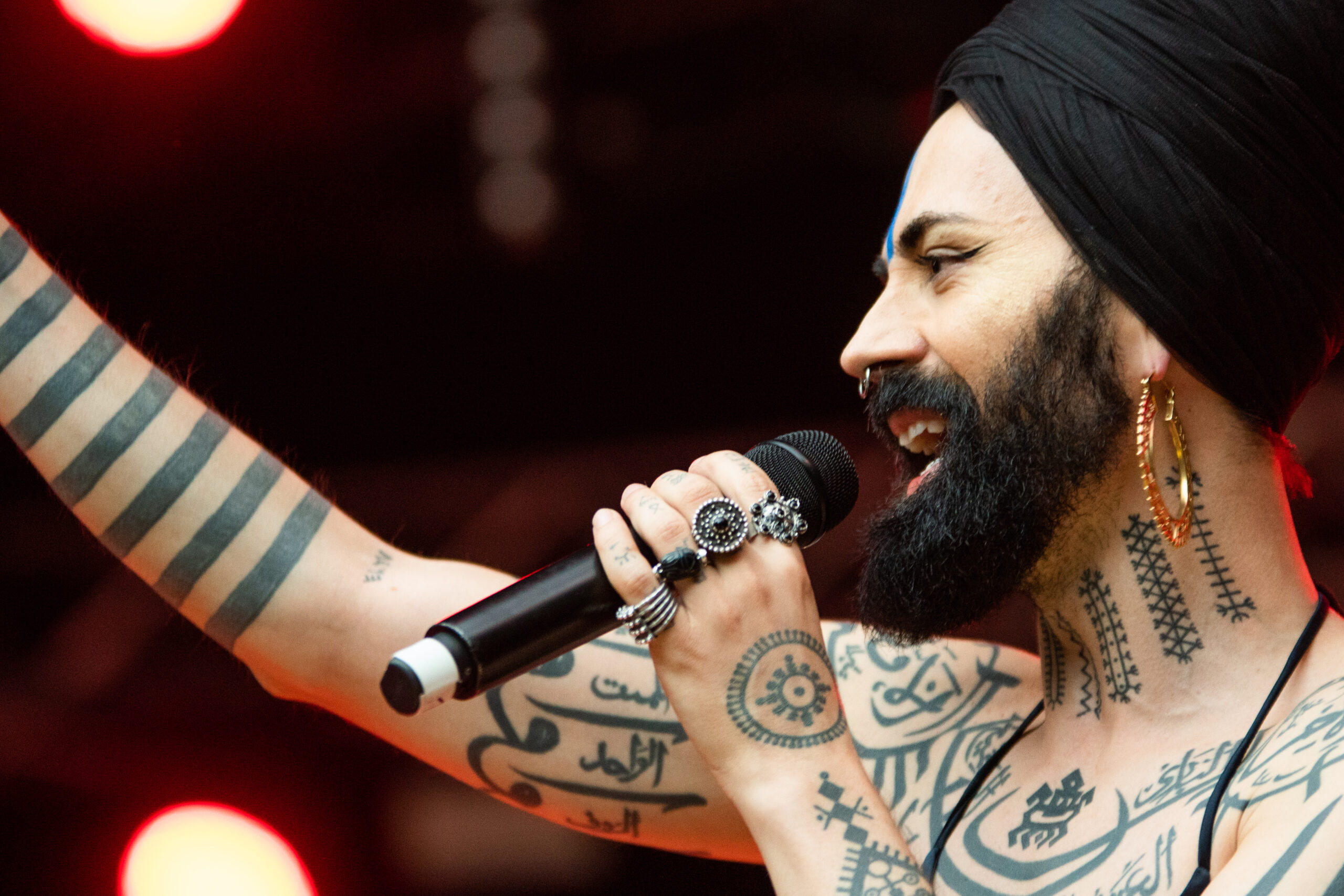 „Queer Balkan“ – Zwischen Orientalismus und Empowerment - Herzbrille